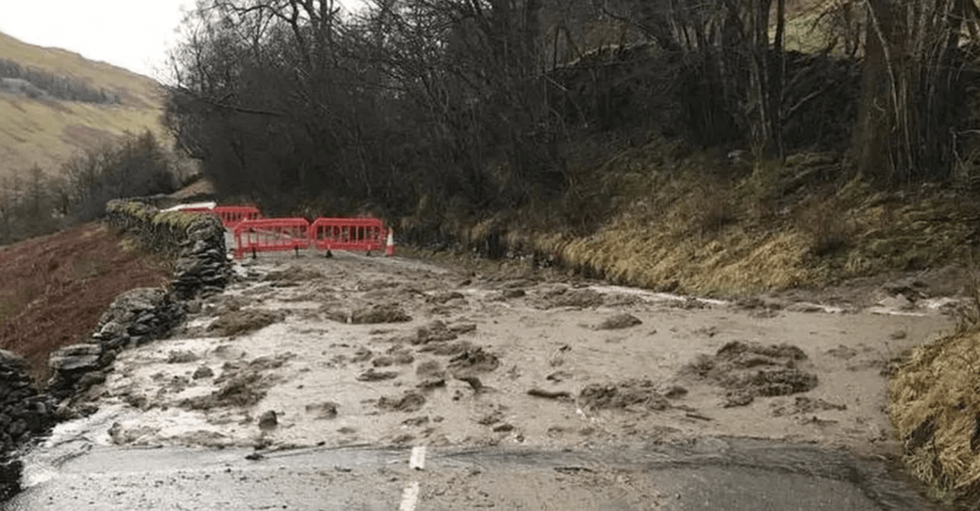 Landslide Forces Closure of A592 Kirkstone Pass in Cumbria %sep% UKNIP