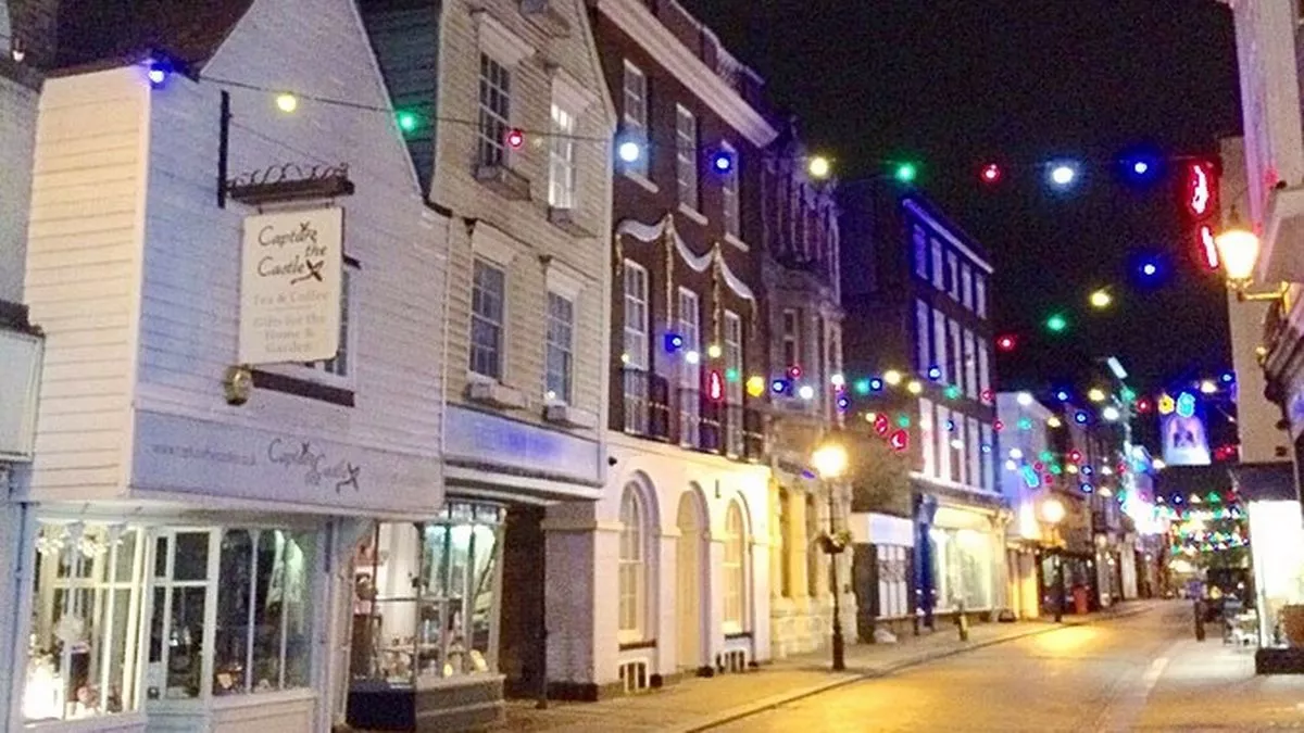 Man Jailed for Disturbances at Rochester Bars %sep% UKNIP