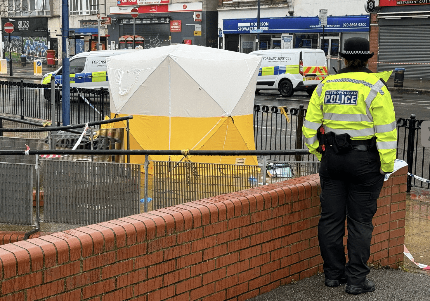 Fatal Shooting in Catford Sparks Murder Investigation %sep% UKNIP