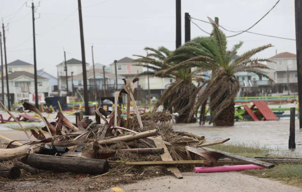 House Blaze in Freeport and Aftermath in Surfside Beach as Hurricane ...