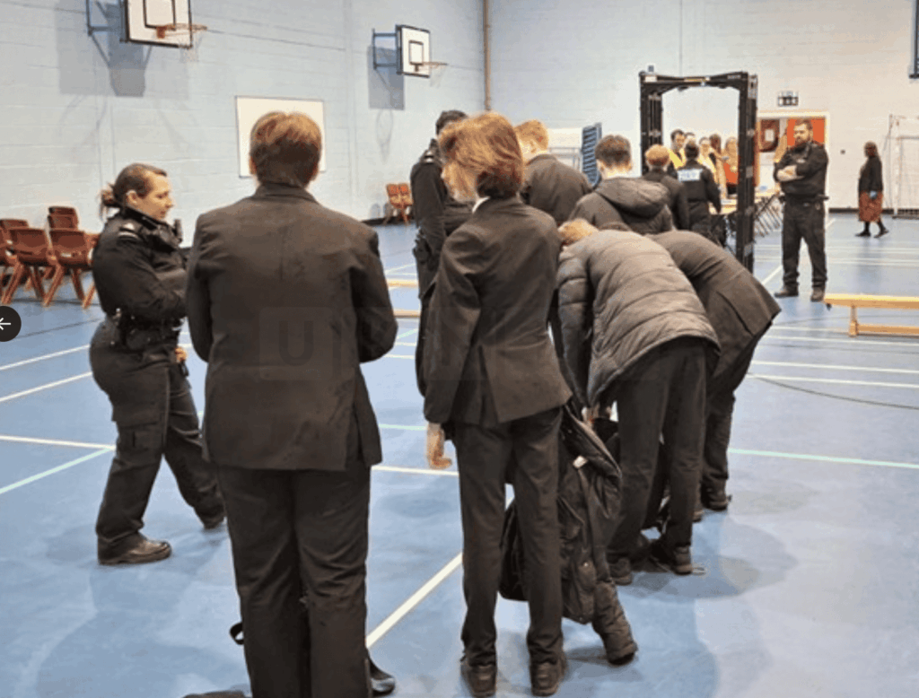 Police Conduct Knife Arch Operation at Hurstmere School in Sidcup ...