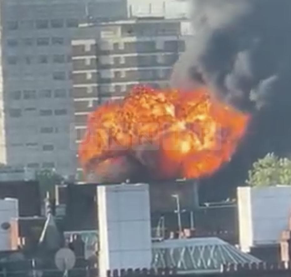 Major Fire at Electrical Substation in Paddington – Six Fire Engines ...