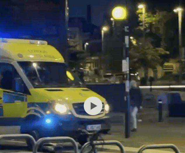 Man Stabbed Near Nisa Store in Woolwich as Crime Scene Remains in Place ...