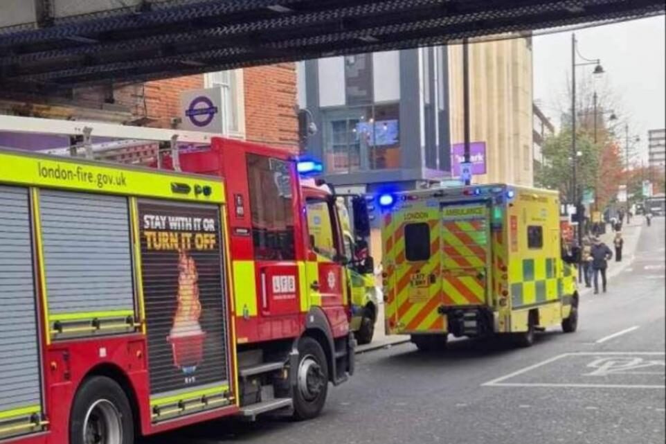 Romford Railway Incident: Emergency Services Respond | UKNIP | UK News ...