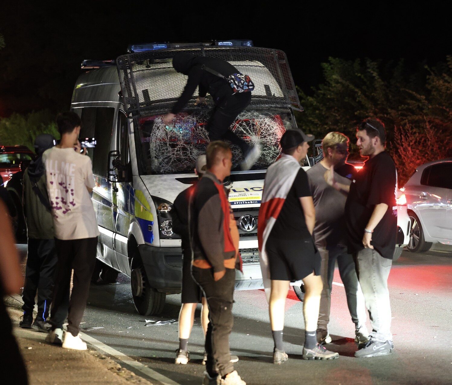 Epping Protest July 2025: Police Response Explained | UKNIP | UK News ...