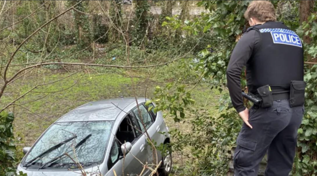 Man Dies in Horror A650 Crash – Arrests Made - UKNIP