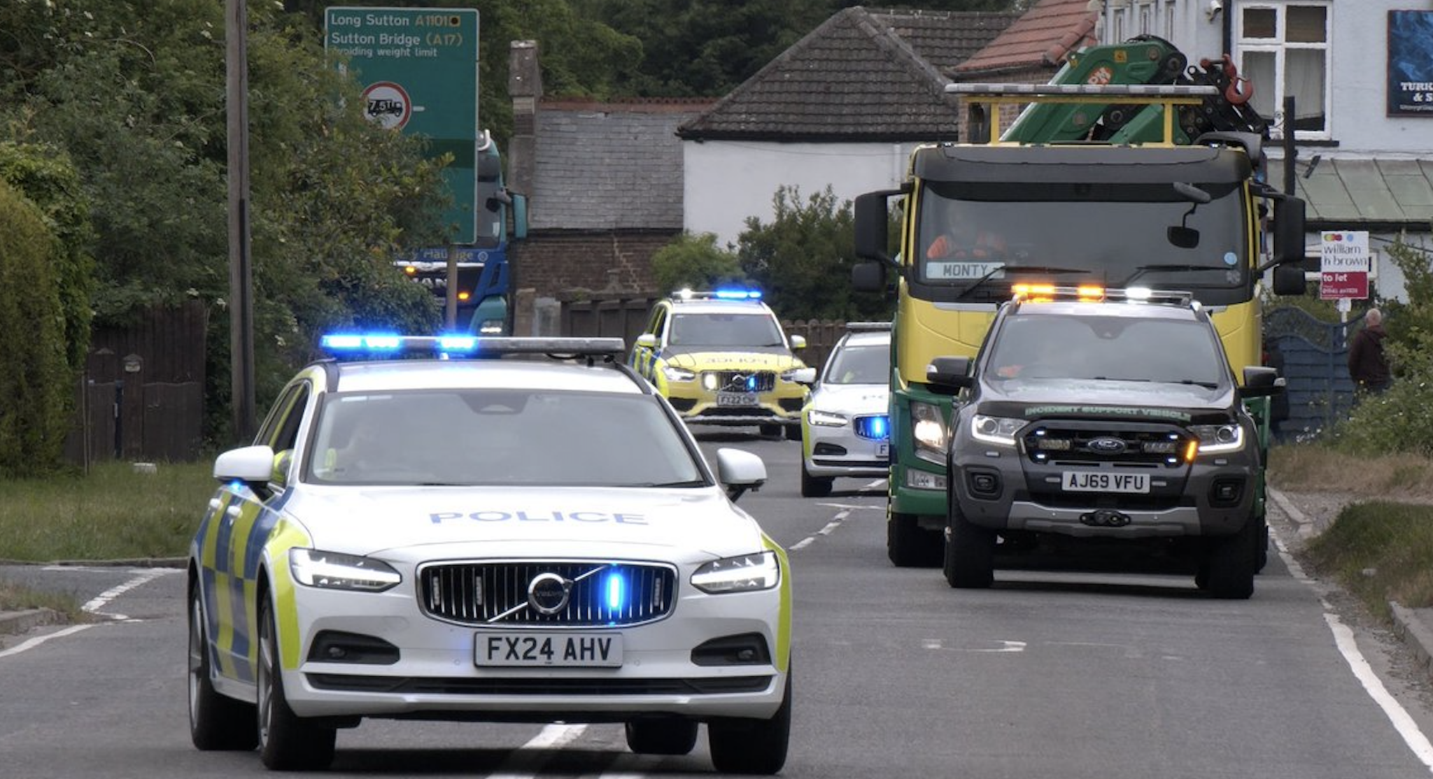 M25 Crash Near A127 Junction Causes Severe Delays for Motorists %sep% UKNIP
